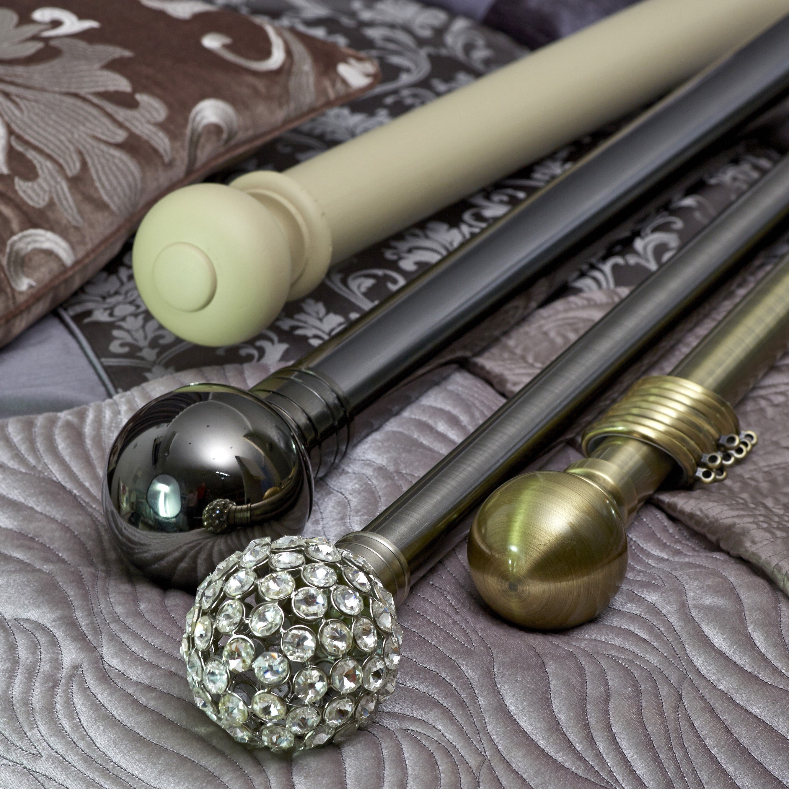 Hallis Hudson – Quality Poles
