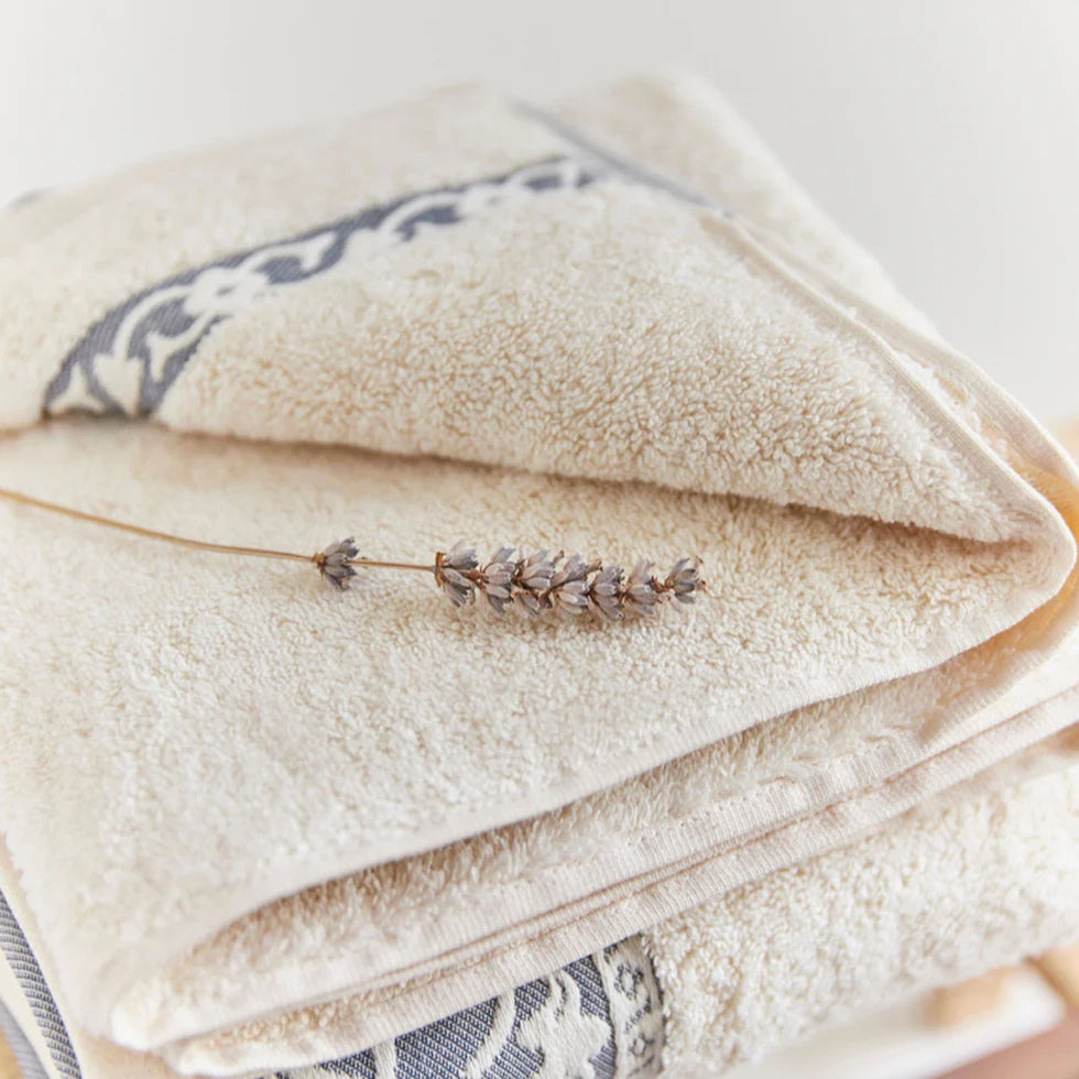 Torres Novas Royale Bath Towels - Blue – Quality Poles