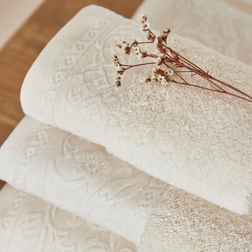 Torres Novas Royale Bath Towels - Natural – Quality Poles
