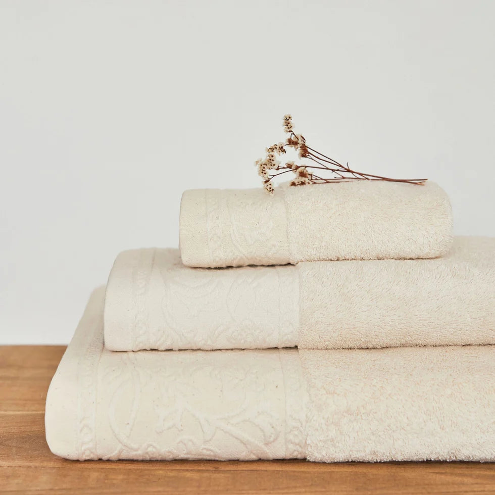Torres Novas Royale Bath Towels - Natural – Quality Poles